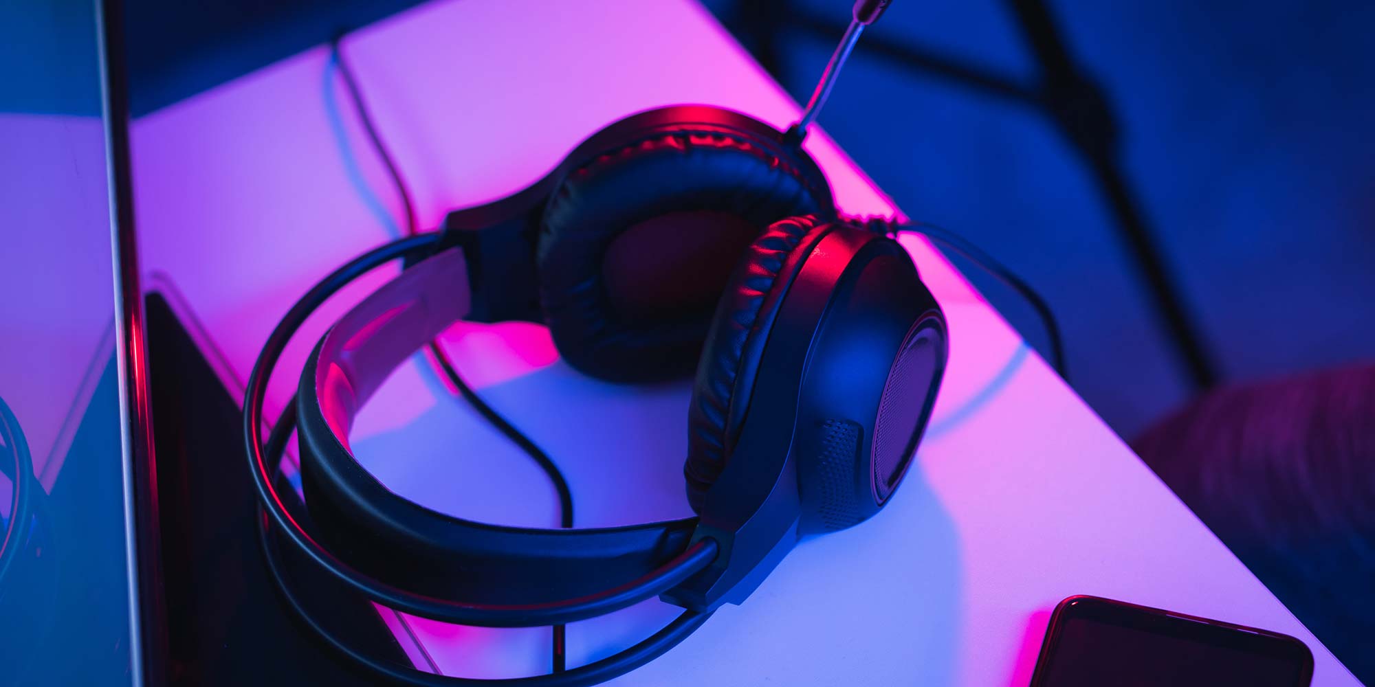 How to Set Up Your Streaming Room Like a Pro - Hexeum